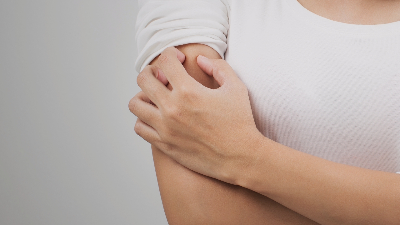 Svrab po telu - Šta ga uzrokuje i kako ga ublažiti? - Viva By Ela ...